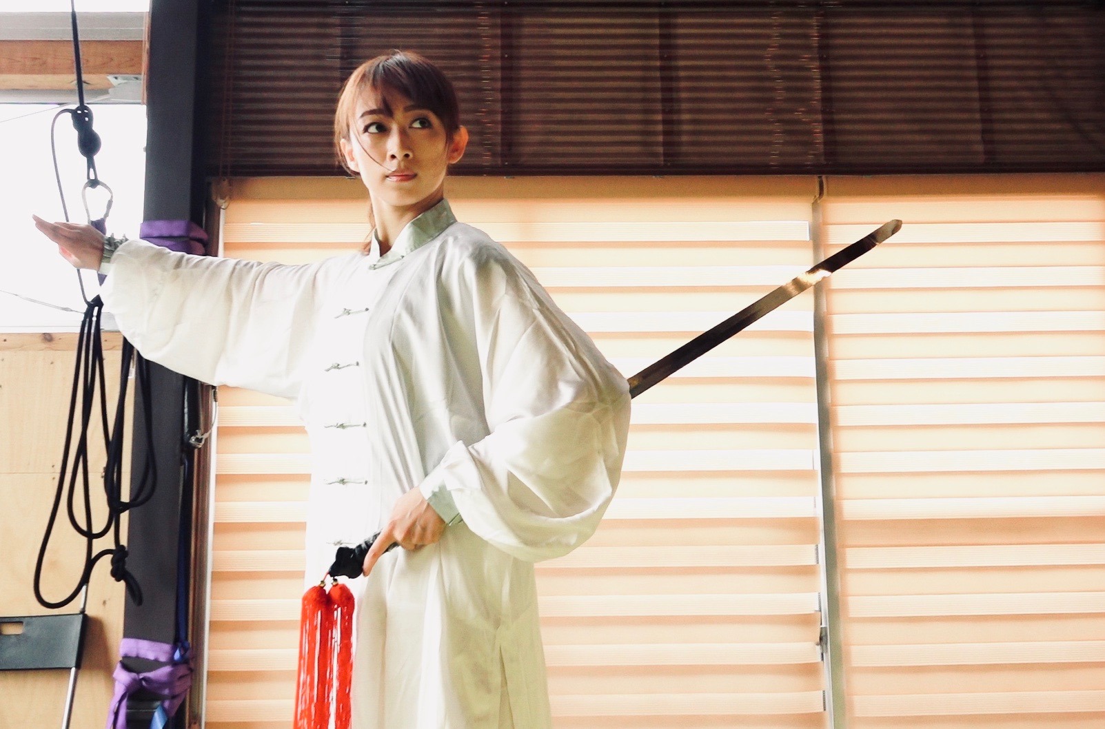 【黒帯ワールド】（kuro-obi world）本格アクション・エンターテイメントを追求する西冬彦 監督と女優 梨衣名（Leena Lee）のコラボ企画が始まった | 株式会社スピーディ